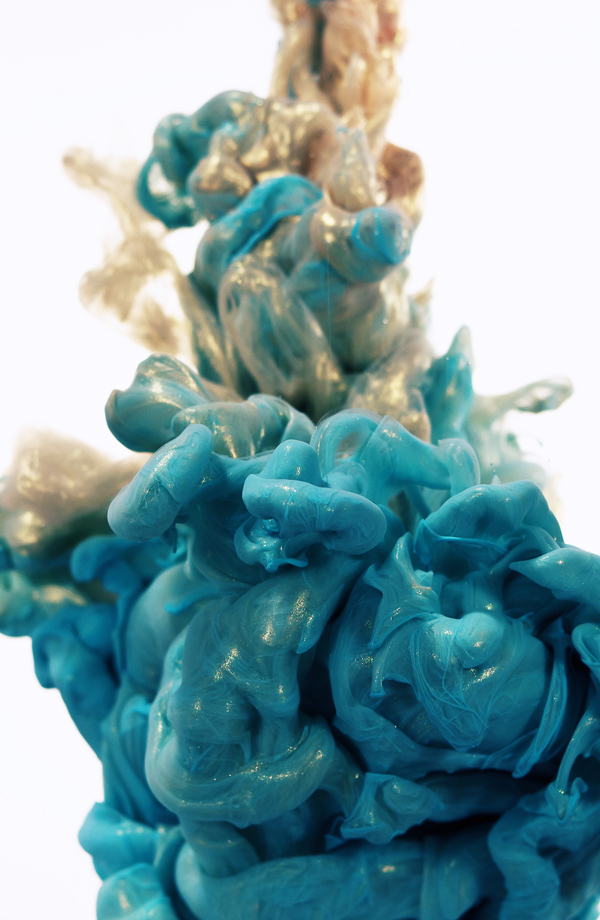 High-Speed Photographs of Ink In Water - Alberto Seveso - Creatives Wall